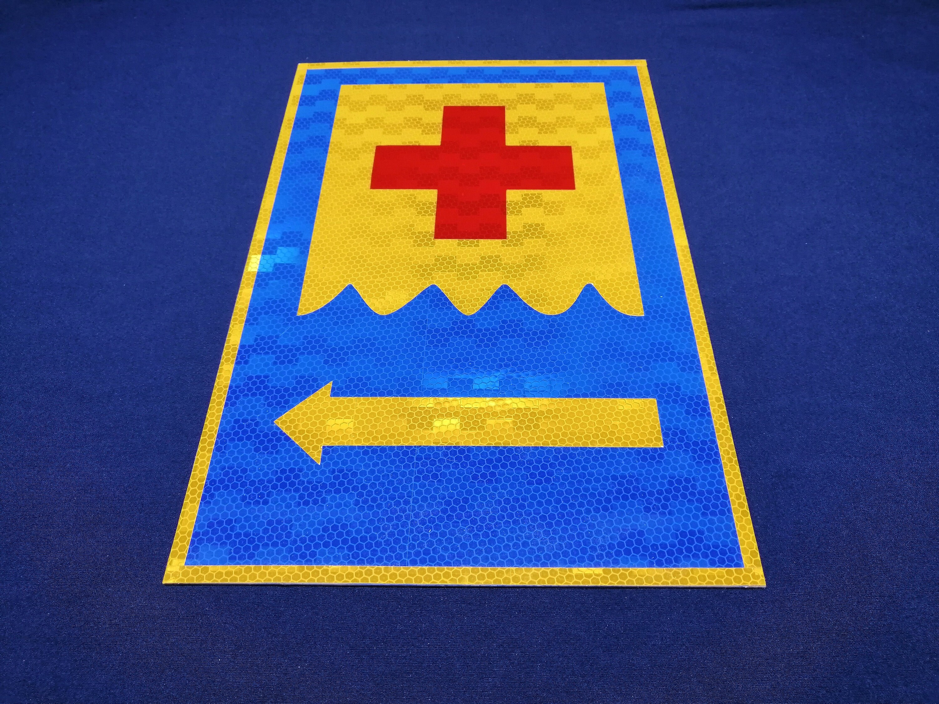 Vintage PLASTIC Sign Red Cross First Aid Station Sign - Etsy