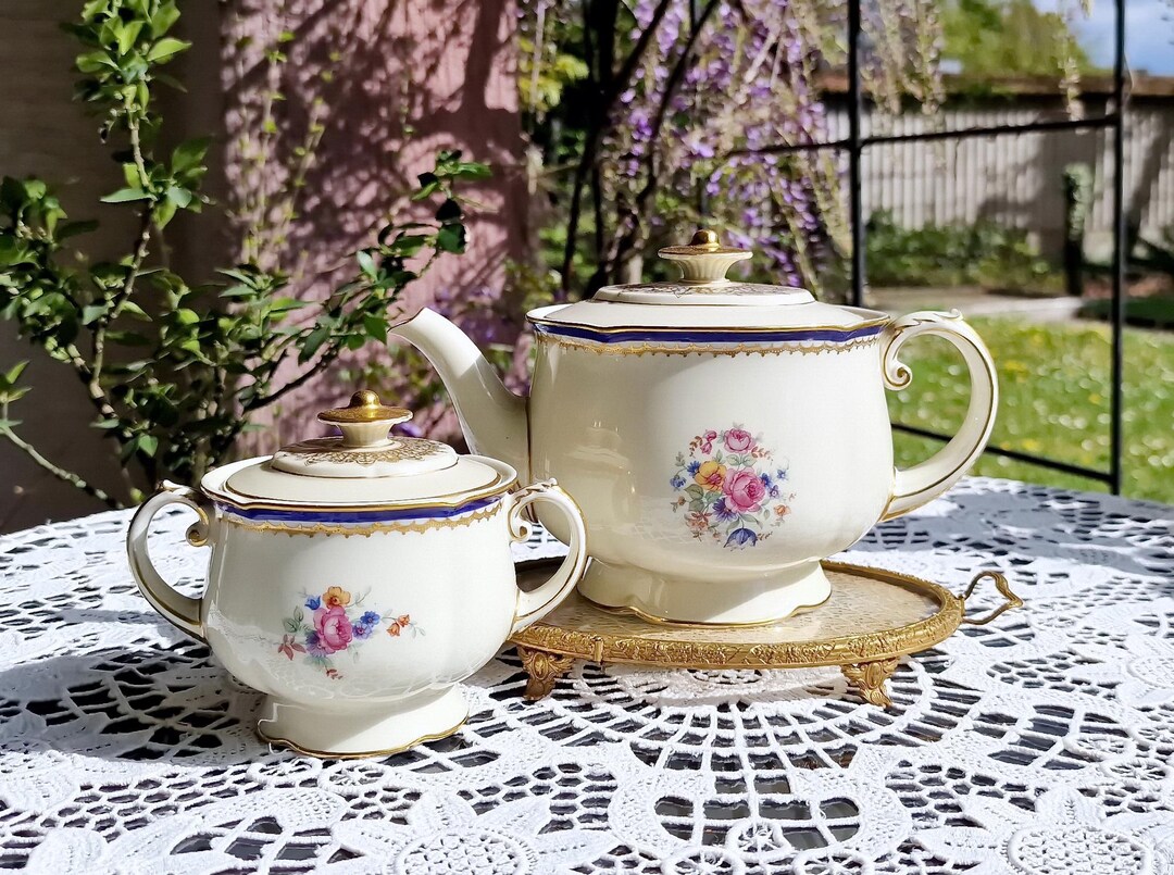 1930s-1940s Charming Teapot and Sugar Bowl - Königlich Tettau - German ...