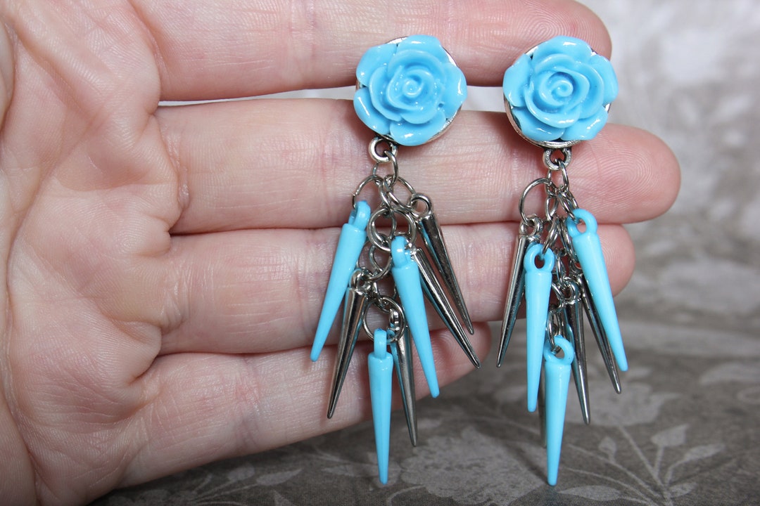 Rose Spike Blue Plugs / Pendientes cluster punk rock goth - Etsy España