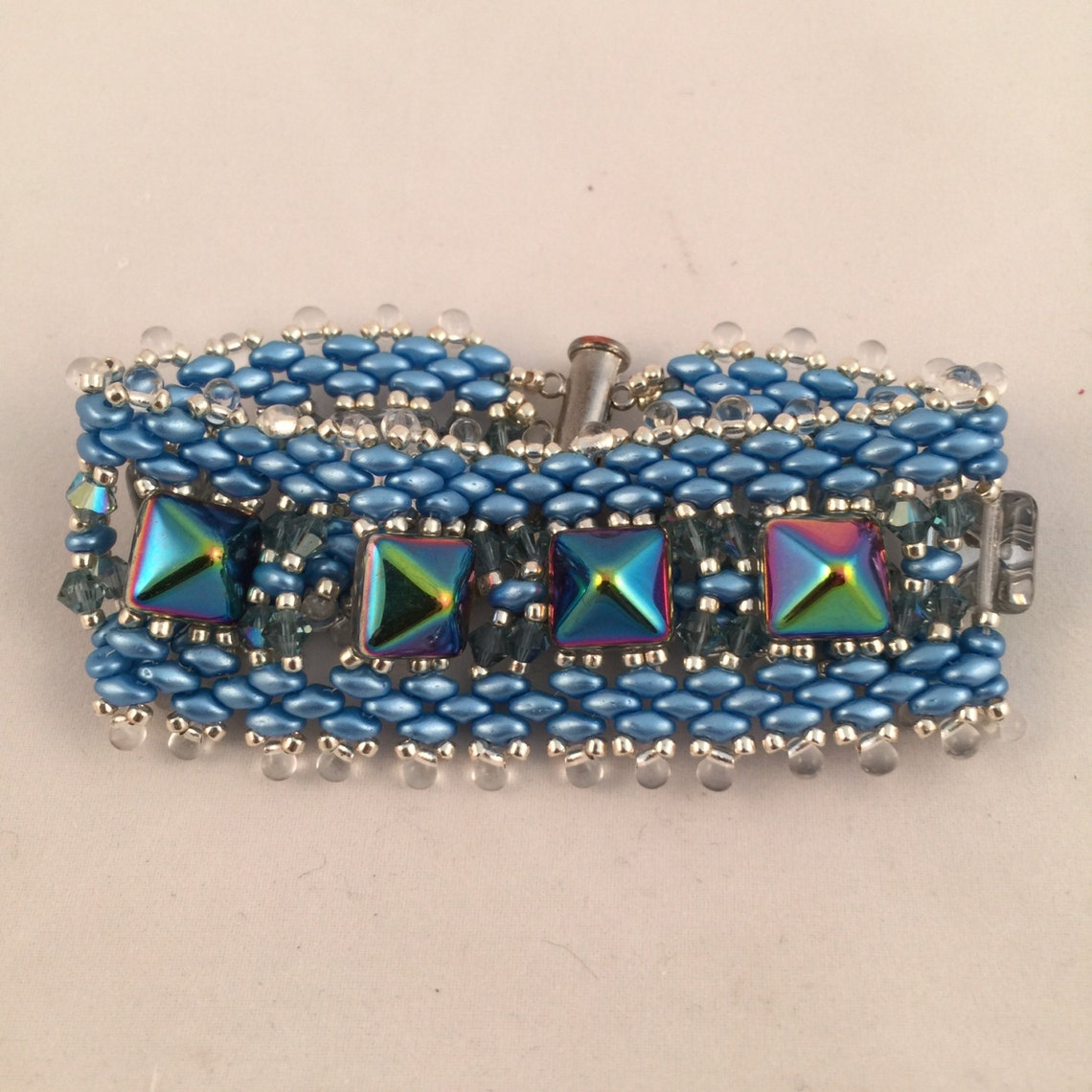 Pyramid Bracelet - Etsy