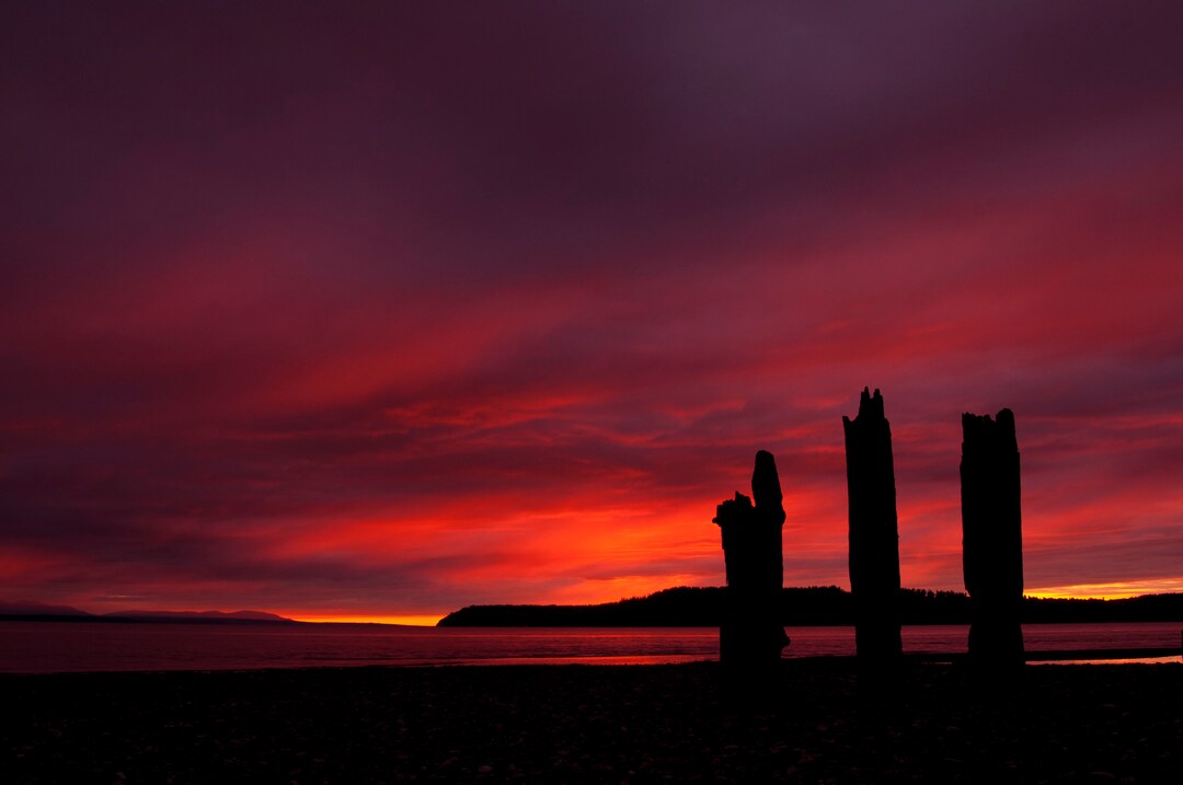 Sunset Over Puget Sound at Picnic Point Beach Sunset, Pacific Northwest ...
