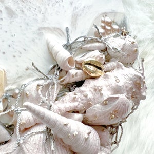 12 Inch Resin Ocean Shell Cluster Round Wall Plaque, Resin Ocean ...