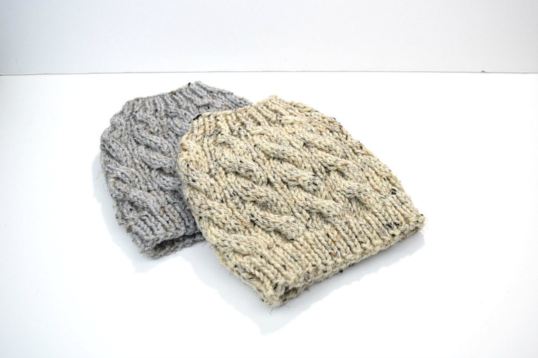 Bun Hat, Knit High Ponytail Hat, Messy Bun Beanie, Women's Knitted Pony ...