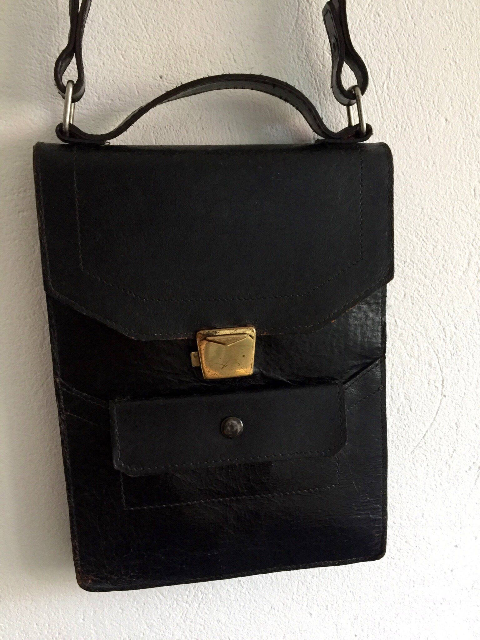 Vintage Black Leather Bag, Rustic Character, Travel Vintage Black Leather Bag, Rustic Character, Travel