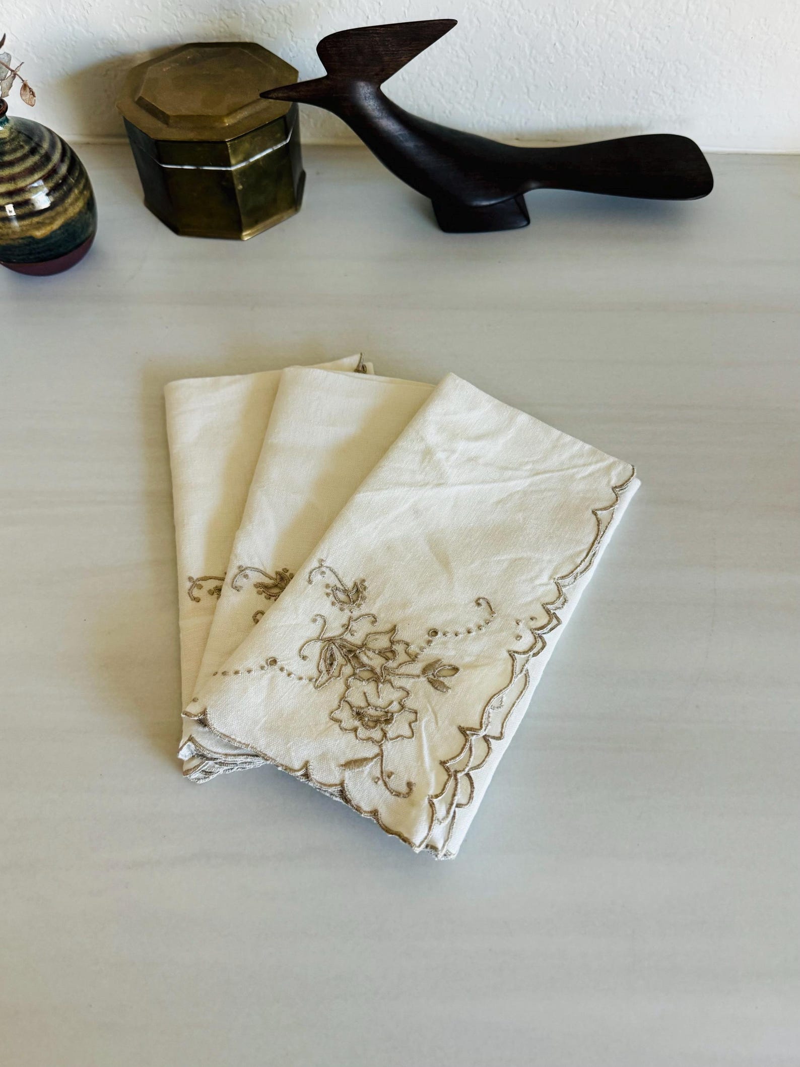 Vintage Cloth Napkins, Set of Three, Embroidered - Etsy