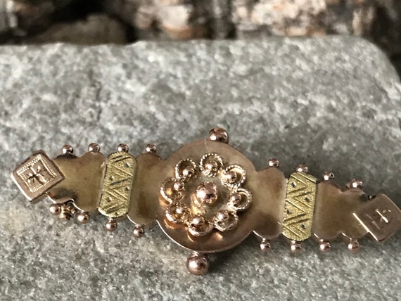 A Traditional 9ct Gold Victorian Brooch SKU4189 - Gem