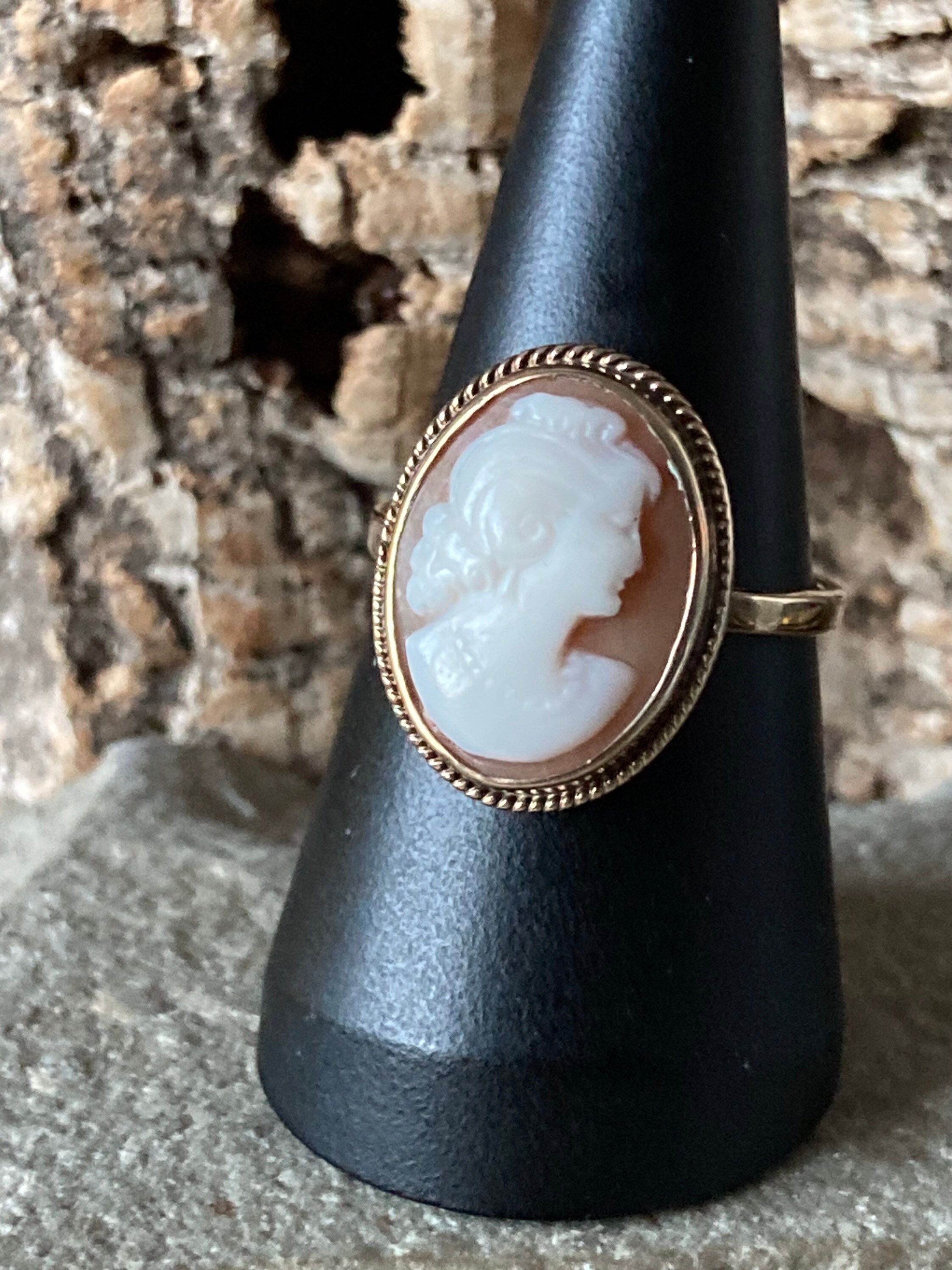 A Lovely Classic Vintage Cameo Ring SKU4773 - Etsy