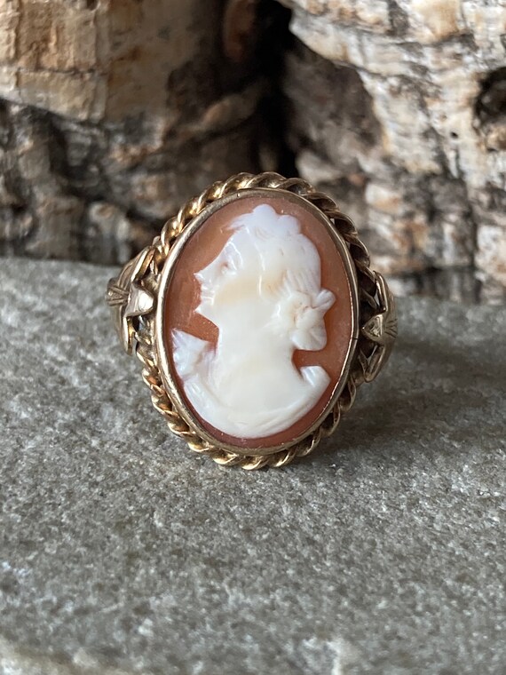 A Lovely Classic Vintage Cameo Ring SKU4773 | Etsy