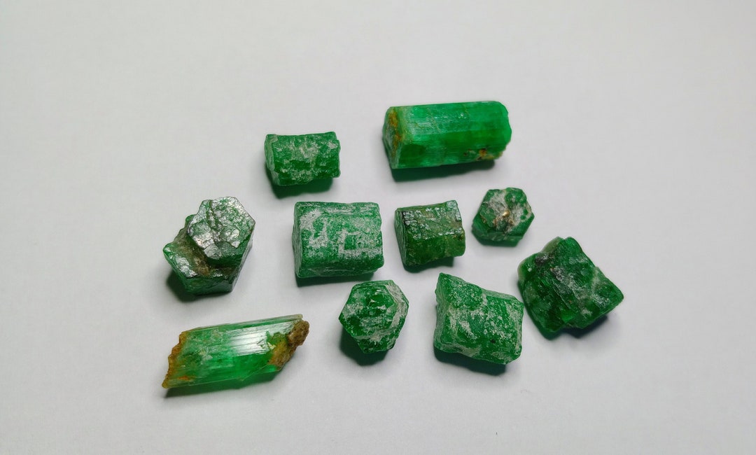 Emerald Crystals Raw Uncut Emerald Specimens High Quality Code 1.01 - Etsy