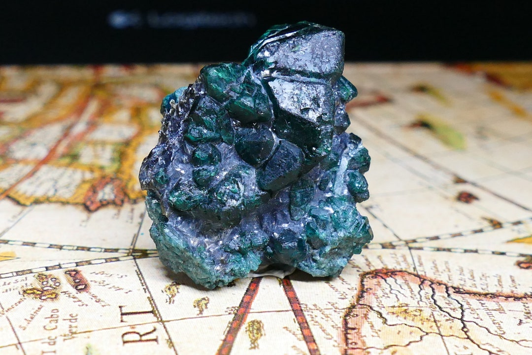 Natural Alexandrite Crystal Mineral Specimen Colour Changing ...