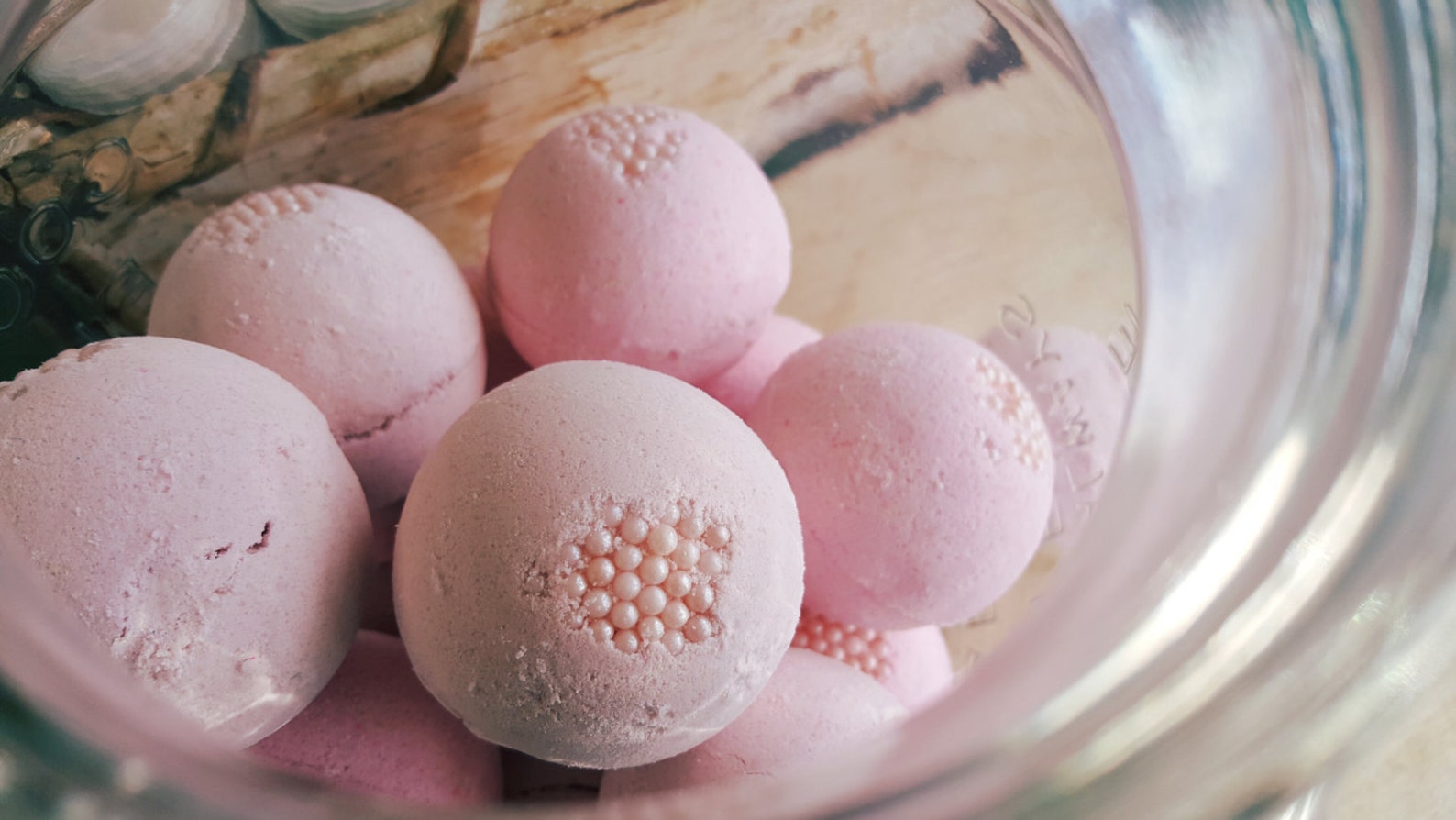 Bubble Gum Pearl Bath Bombs | Etsy