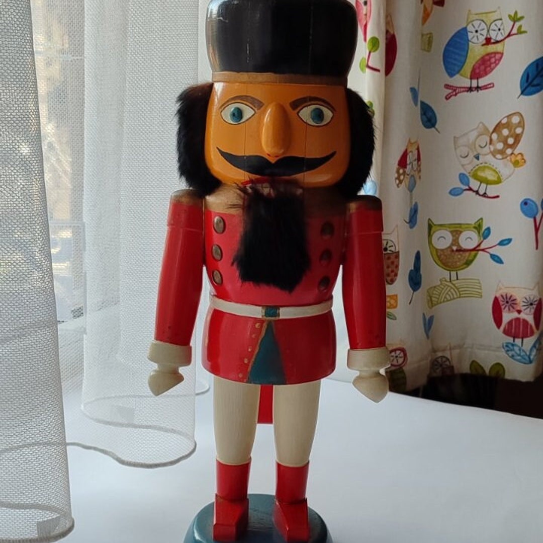Vintage Big Wood Red Nutcracker Christmas Solid Figure Decoration ...
