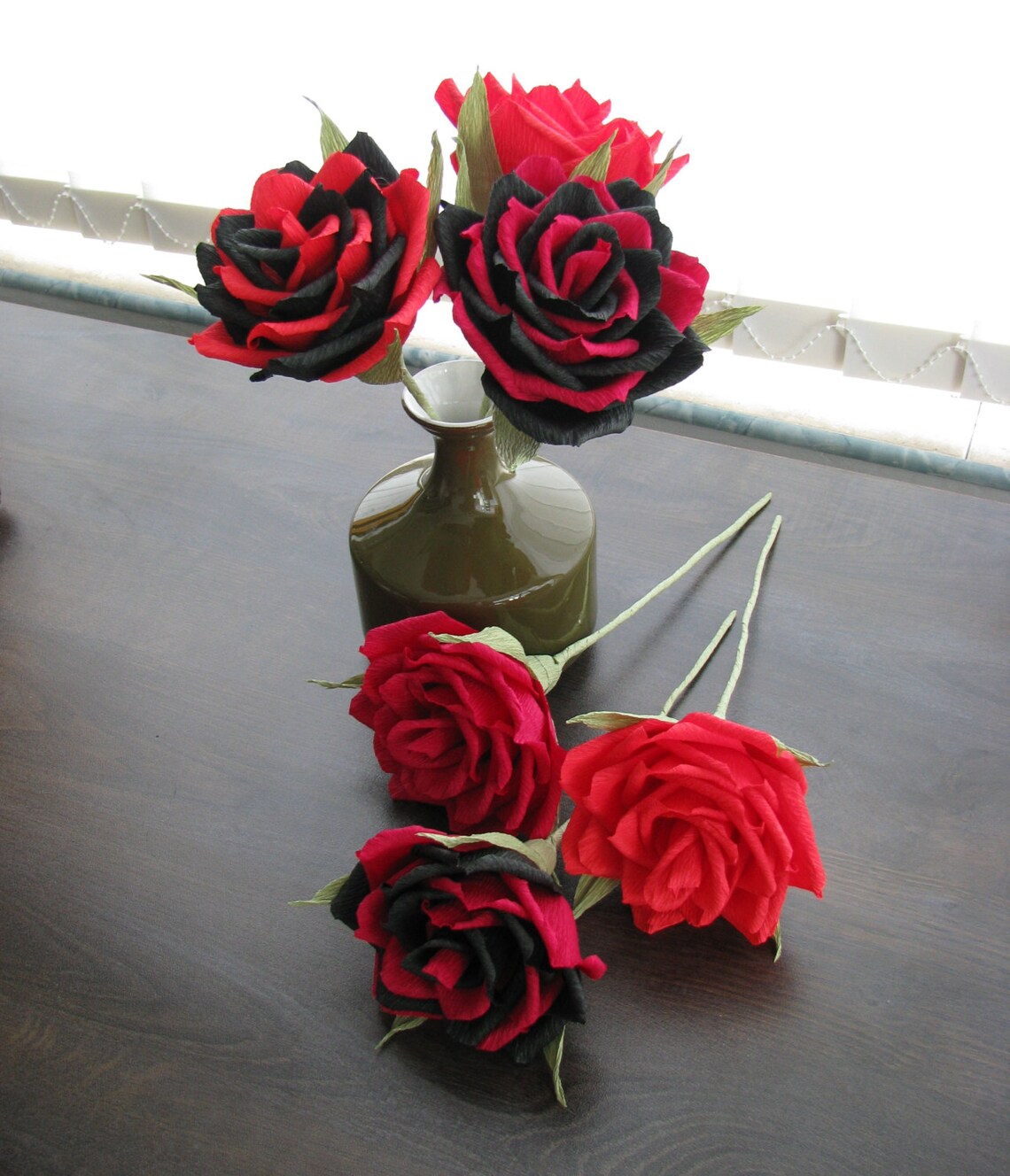 Bridal Flower/ Wedding Centerpiece/ Red Black Roses/ Dark Red - Etsy
