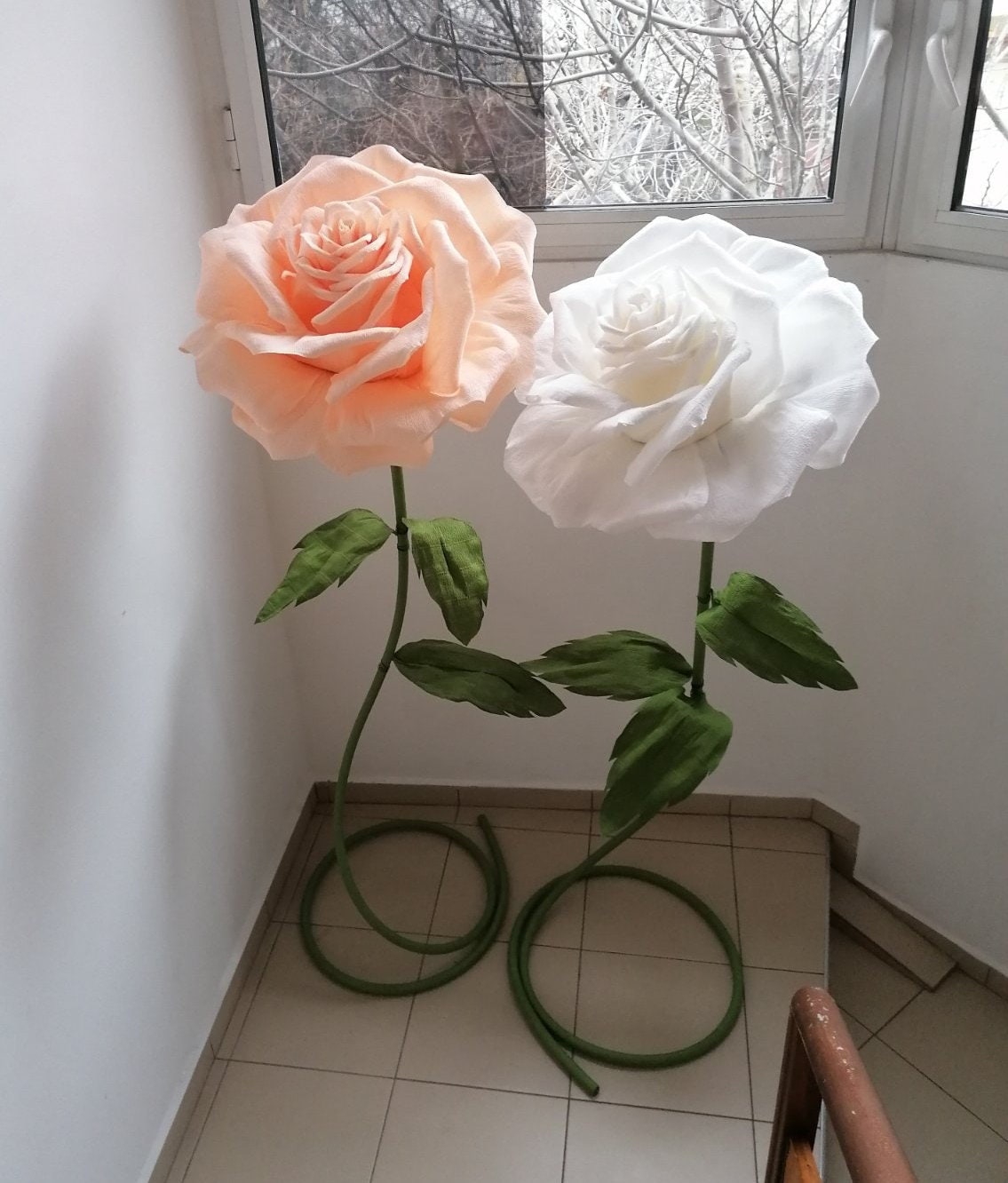 Set of 4 Self Standing Paper Flowers, Free-standing Giant Rose, Wedding ...