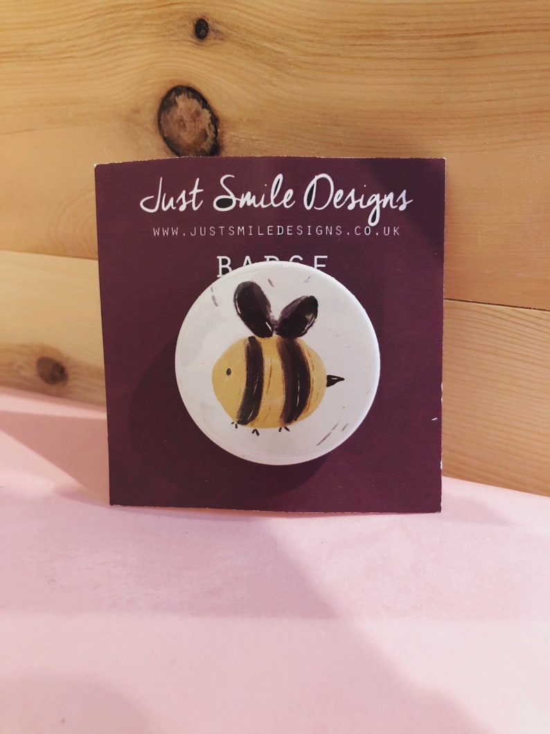 Bee Badges Bumble Bee Badge Bee Badge Bee Pin Back - Etsy