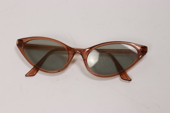 1940s Brown Clear Framed Cateye Sunglasses Gem