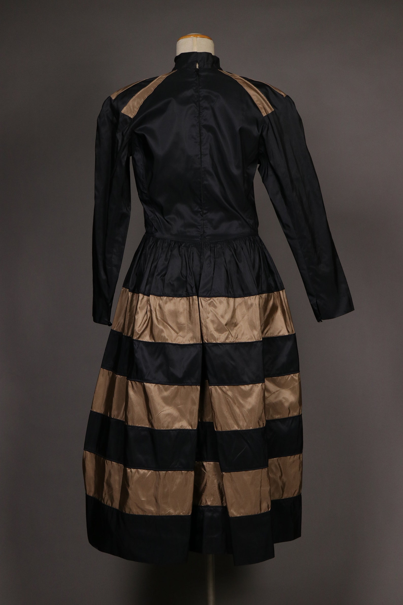 RARE and Collectible 1980' PER SPOOK Brown and Black - Etsy