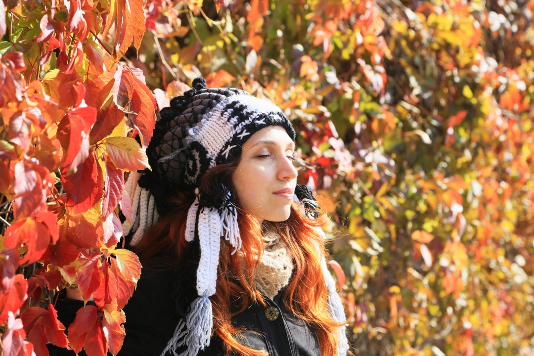 Crochet Knit Shaman Hat: Tribal Feather Headdress, Unisex Winter Beanie ...