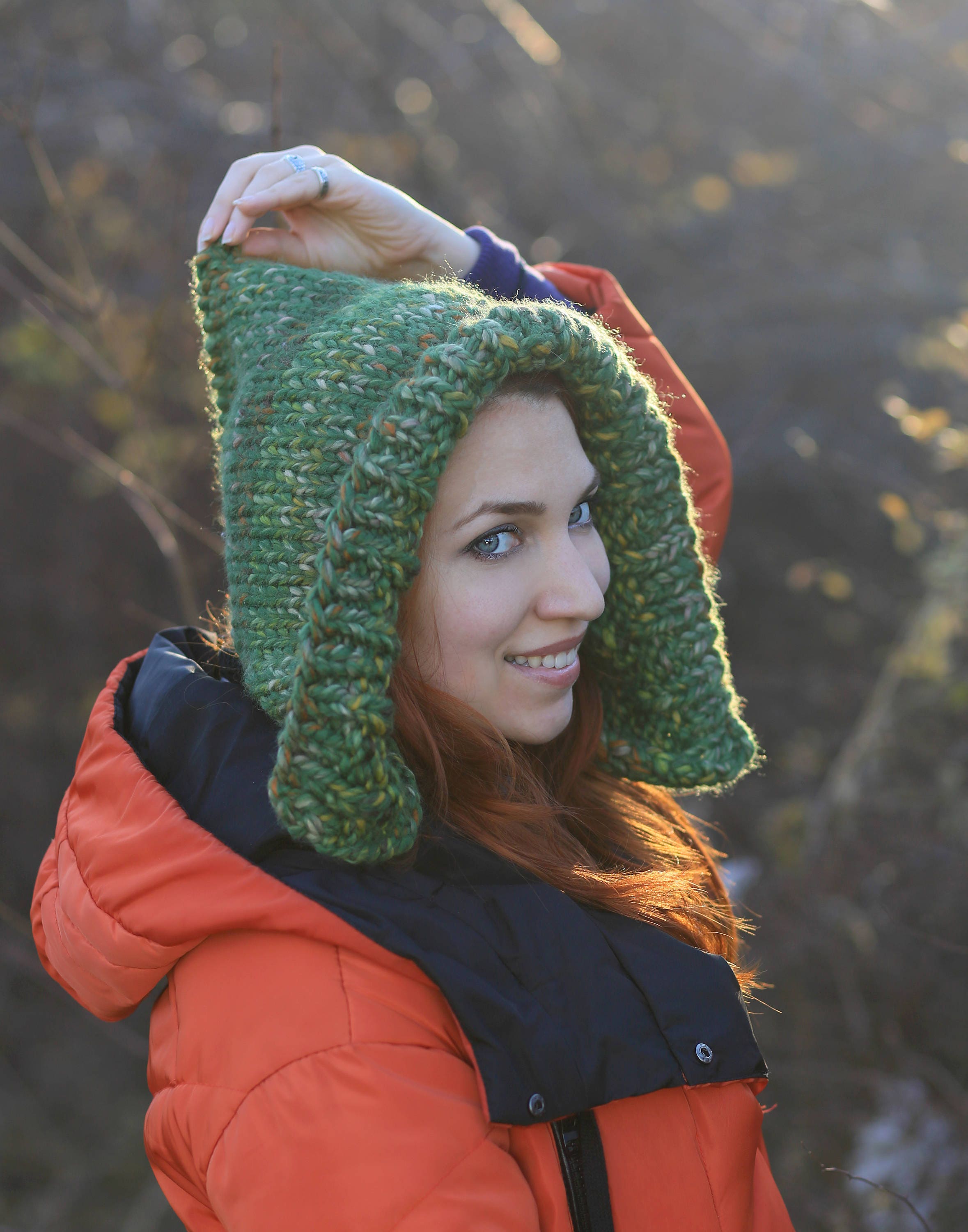 Hand-knitted Hooded Cowl: Forest Green Chunky Yarn Bonnet - Etsy