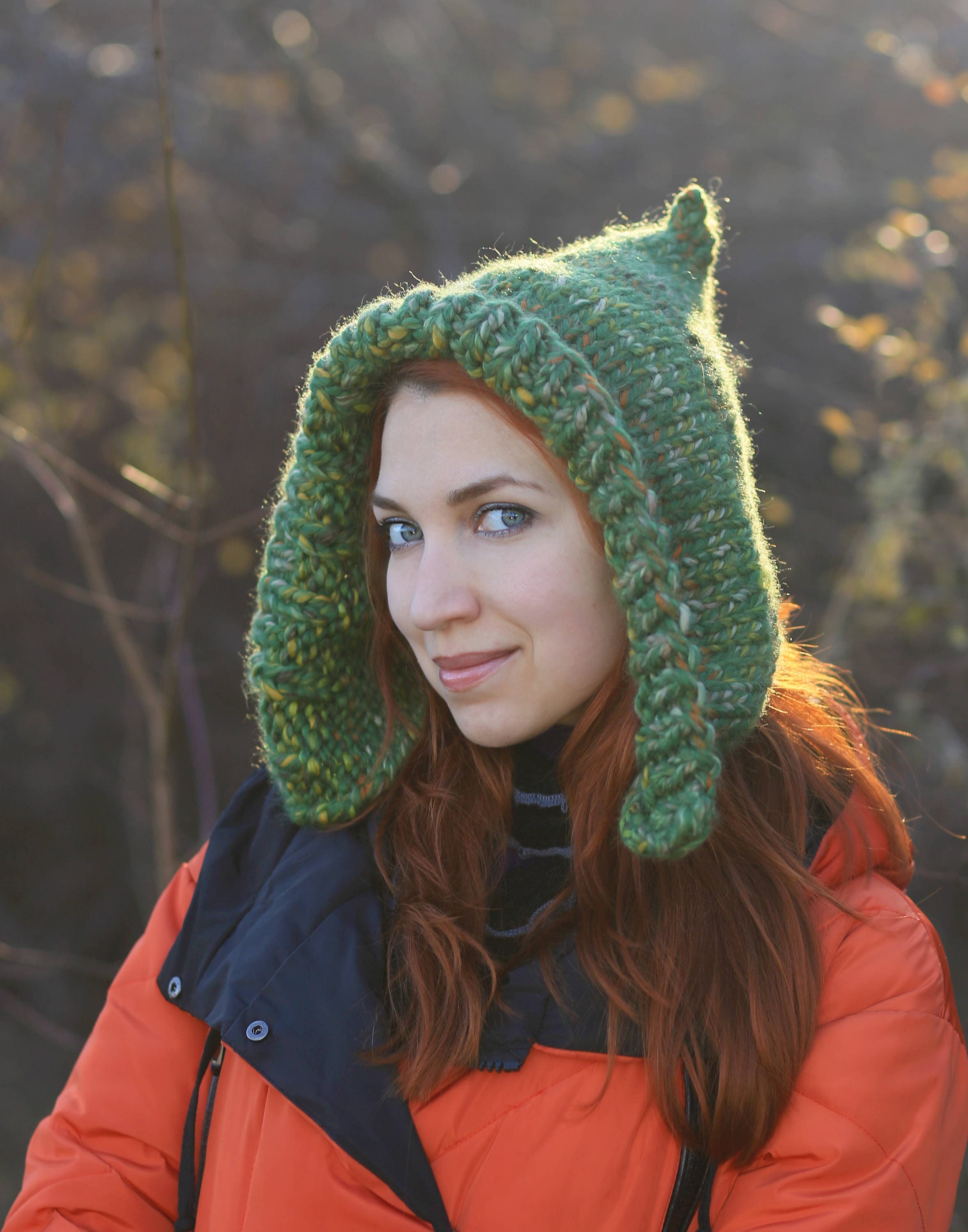 Hand-knitted Hooded Cowl: Forest Green Chunky Yarn Bonnet - Etsy