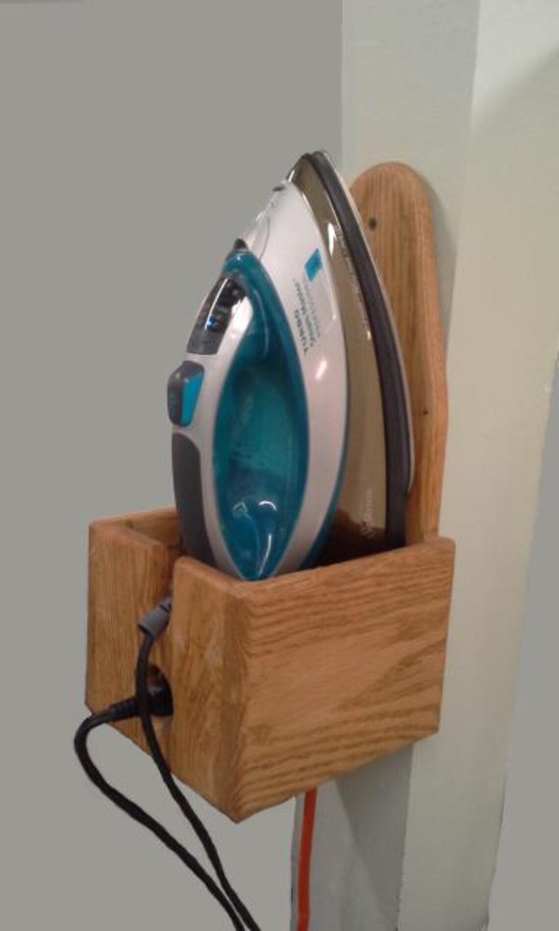 Iron Caddy Pattern – DIY Ironing Tote Plans for Quilting & Sewing Room ...