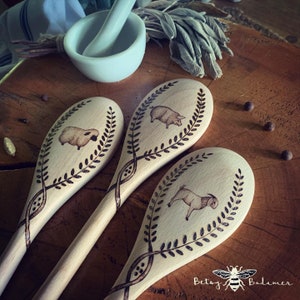 Farmhouse Woodburned Spoons - Hand Burned Pyrography Designs - Honeybee ...