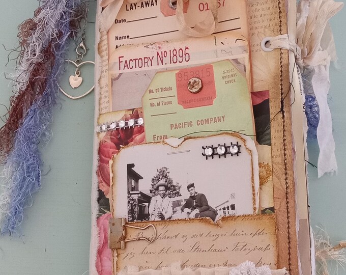 Handmade Junk Journal, 1 Signature, 9" X 5" - Etsy