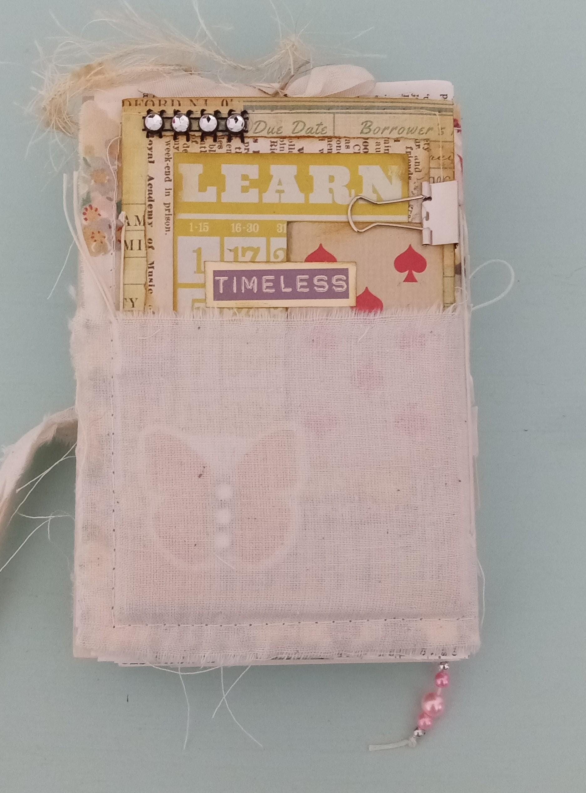 Mini Fabric ... Flip Flop Junk Journal, Handmade 4 Signatures. - Etsy