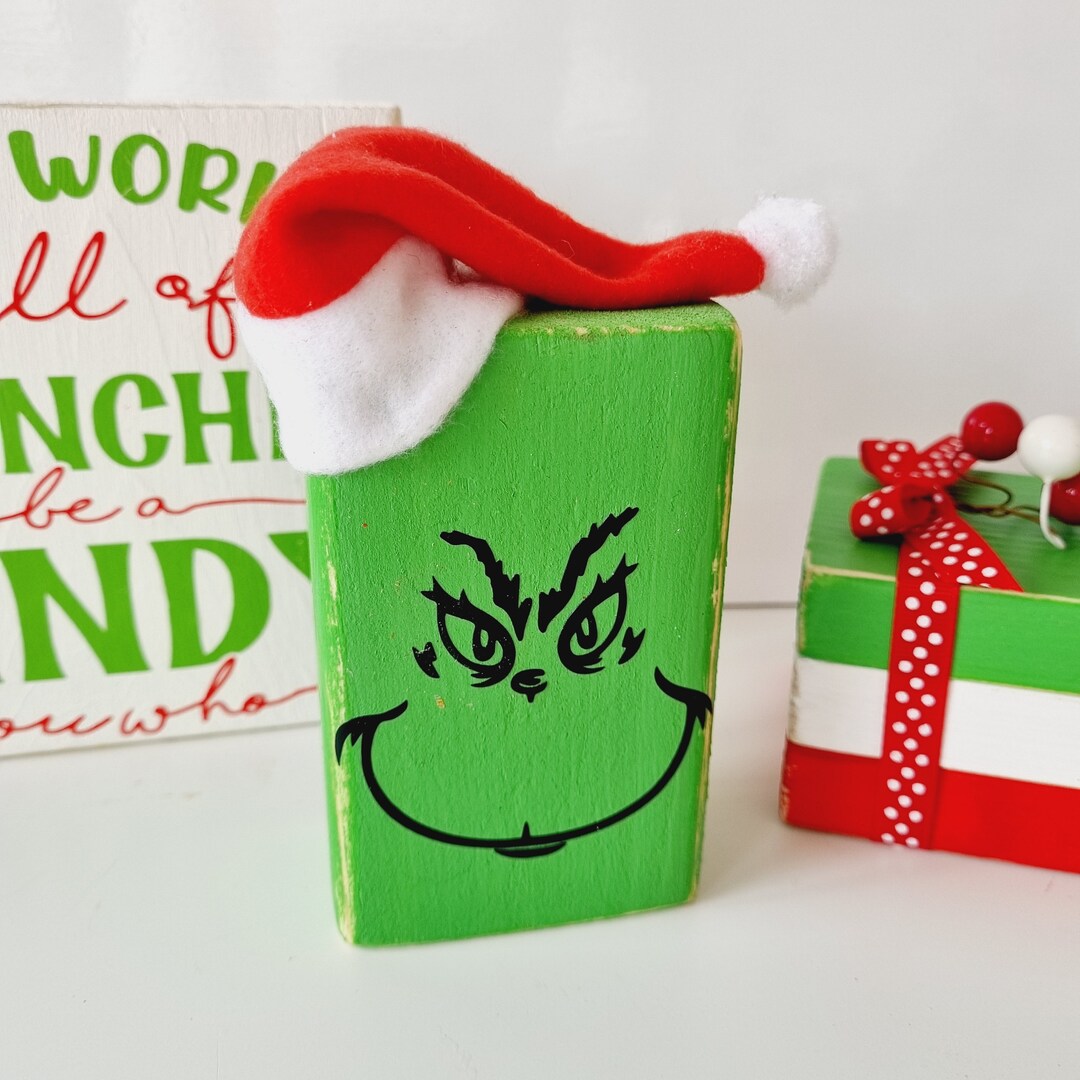The Grinch Themed Christmas Wooden Block Grinches Head Tiered Tray ...