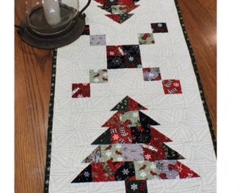 Christmas Table Runner - Etsy