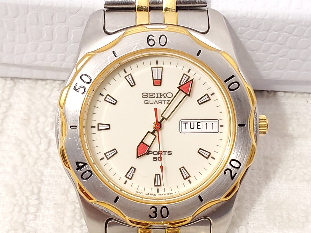 Vintage Seiko Sports 50 Men's Day Date Quartz Watch Gold Tone Luminous ...