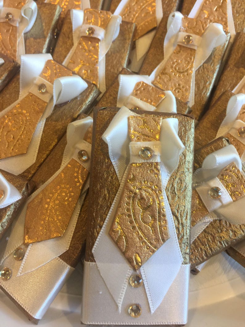 10 Wedding favor wedding chocolate decorated chocolate | Etsy