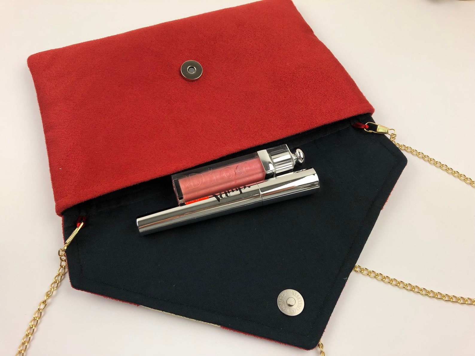 Pochette rouge et dorée idéale pour un mariage ou une soirée | Etsy