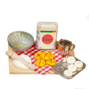 Miniature Baking Assortment | Dollhouse Baking Products I Miniature ...