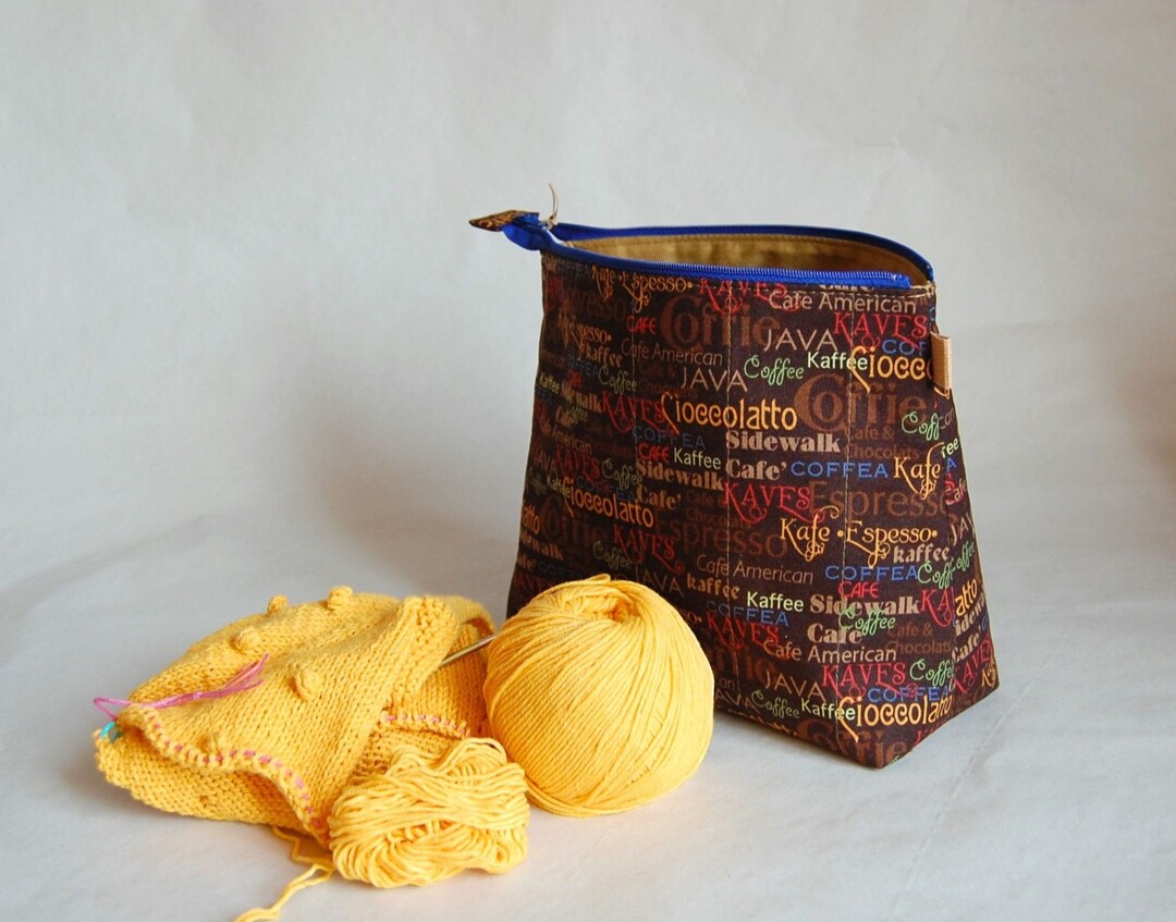 Medium Zippered Project Bag for Knitting or Crochet Zip Pouch - Etsy