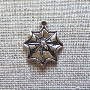 Spider Web Charms X 5. Antique Silver Tone. UK Seller. Black - Etsy