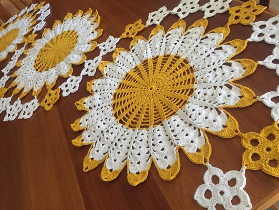 Beautiful Crochet Table Runner PATTERN PDF Instant Download - Etsy