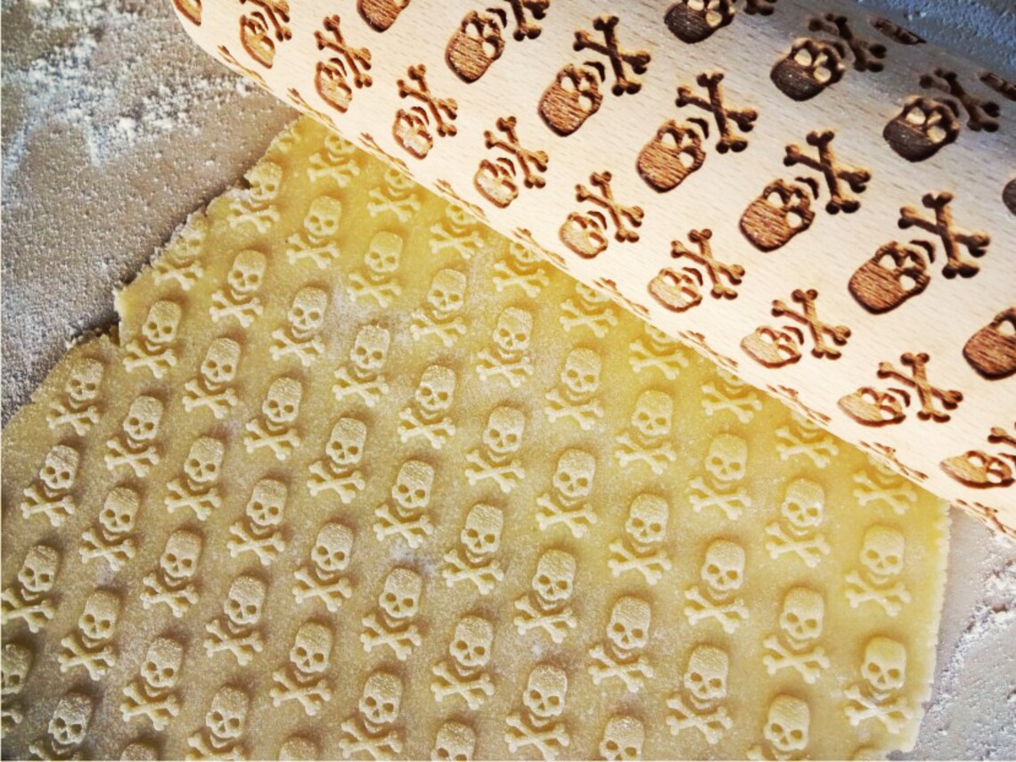 Skull & Crossbones Embossing Rolling Pin, Laser Engraved Beech Wood ...