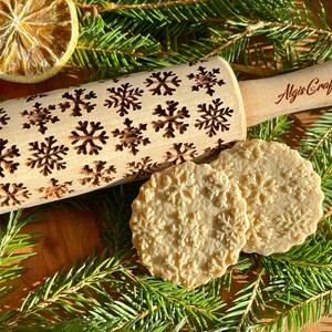 SNOWFLAKE Embossing Rolling Pin for CHRISTMAS Baking. KID Size Rolling ...