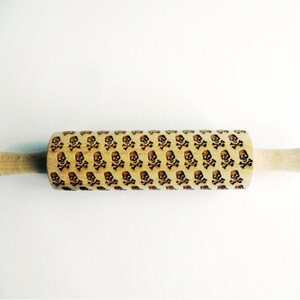 Skull & Crossbones Embossing Rolling Pin, Laser Engraved Beech Wood ...