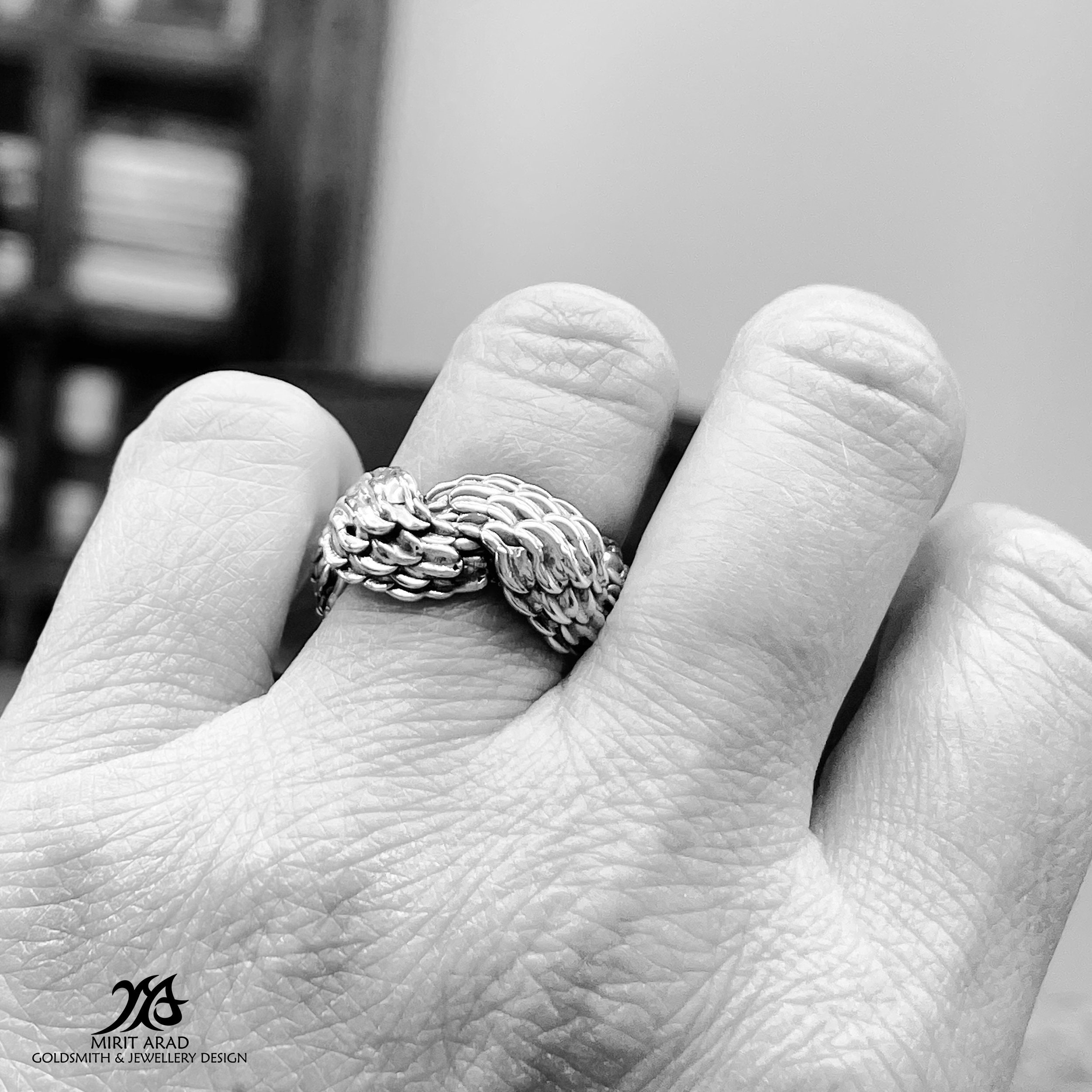 14K Solid White Gold Dome Shape Wings Ring, Oriental Style Wedding Ring ...