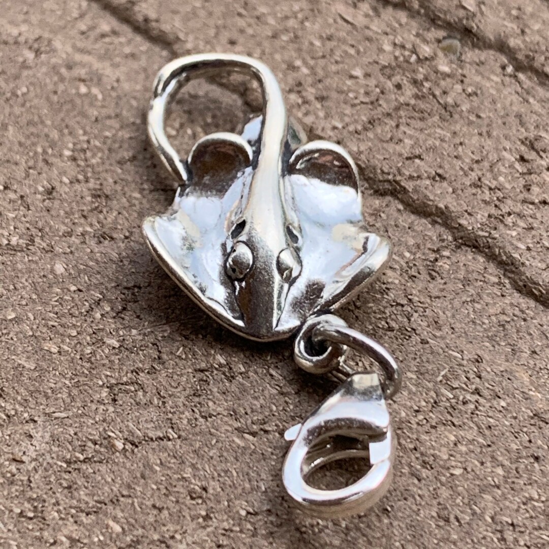 Manta Ray Charm ONLY. Sterling Silver Charm Pendant. - Etsy.de