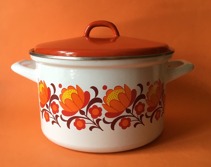 1970s Enamel Ware, Lidded Round Casserole/cooking Pot. - Etsy