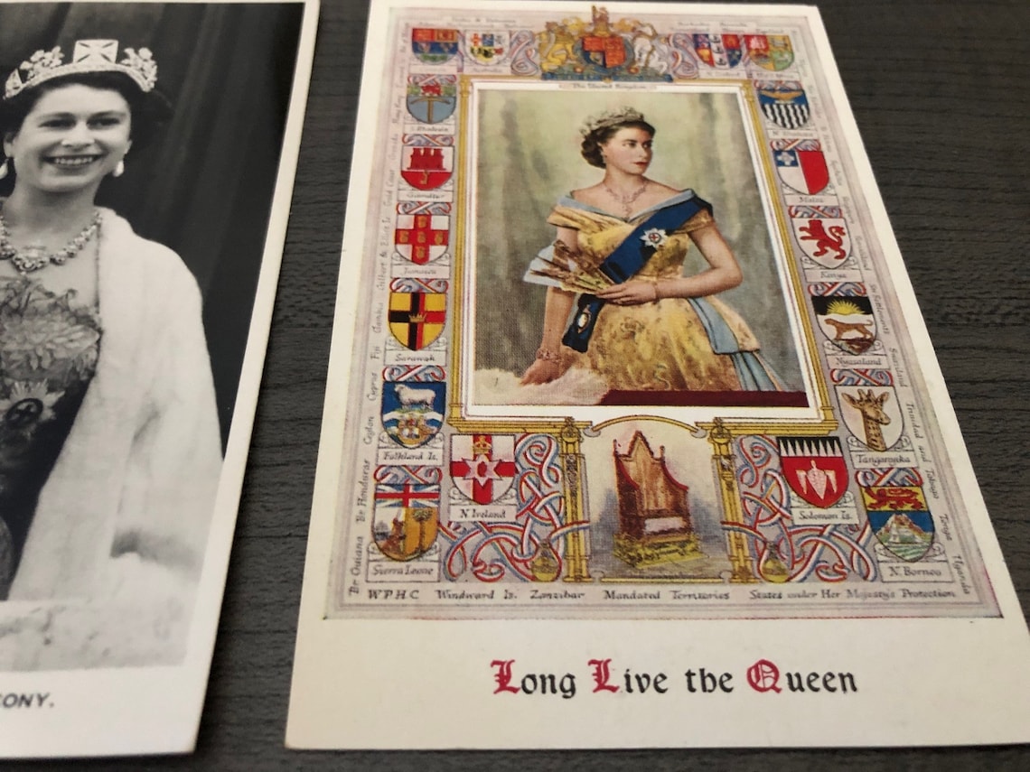 Lot of Three Vintage Queen Elizabeth II Postcards - Etsy