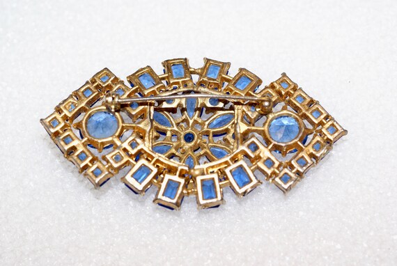 Blue Vintage Rhinestone Pin from 1950s - Gem