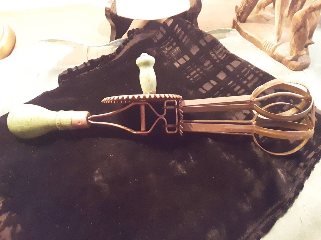 Old Vintage Androck Hand Egg Beater - Etsy