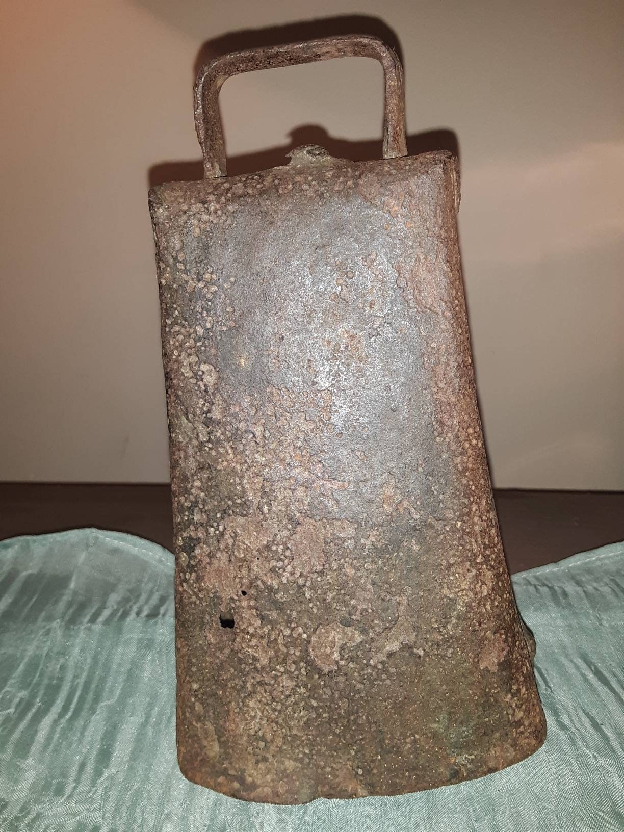 Large Antique, Primitive, Rustic Cow Bell. 7"× 3" - Etsy