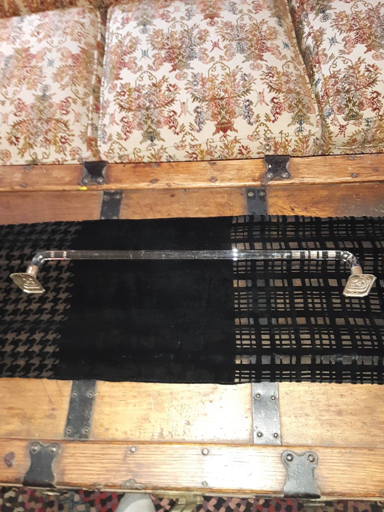 Antique Bent Clear Glass Towel Rod With Brackets. - Etsy