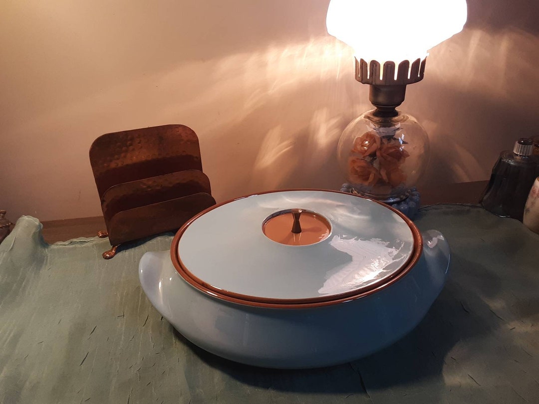 Vintage Ceramic Ironware/atomic Style Lidded Casserole Dish. Turquoise ...