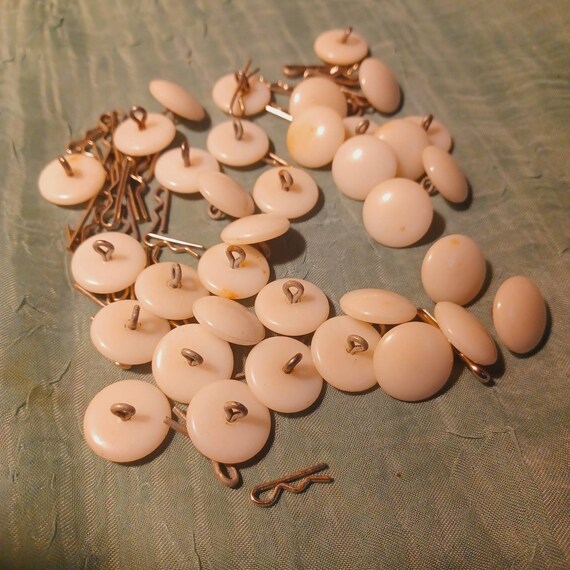 Antique boot and shoe buttons with pins/38 buttons an… - Gem